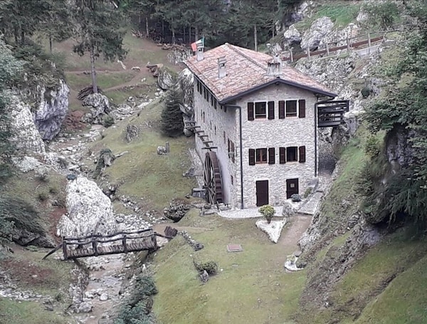 Apartment Up To 8 Sleeps In Residence Located In Castione Della Presolana - Castione della Presolana