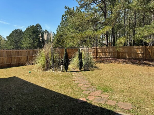 Charming 4br Urban Oasis Near Airport, Downtown & Six Flags! - Douglasville, GA