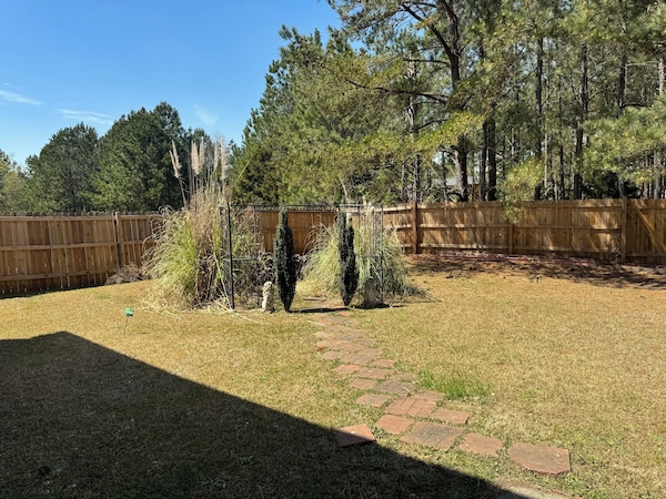 Charming 4br Urban Oasis Near Airport, Downtown & Six Flags! - Douglasville, GA