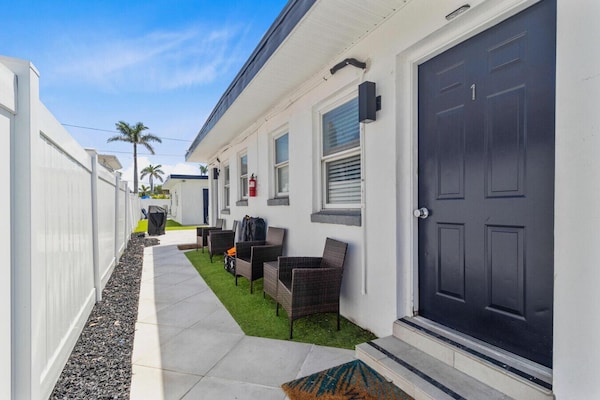 Sala 1 - St Pete Beach Gem! - St. Pete Beach, FL