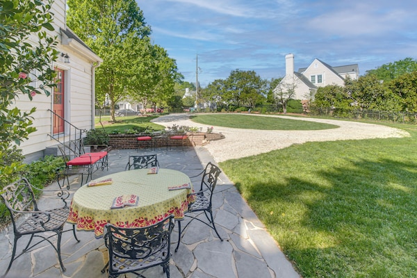 Walk To Dining & Shops: Historic Belmont Home - Belmont, NC