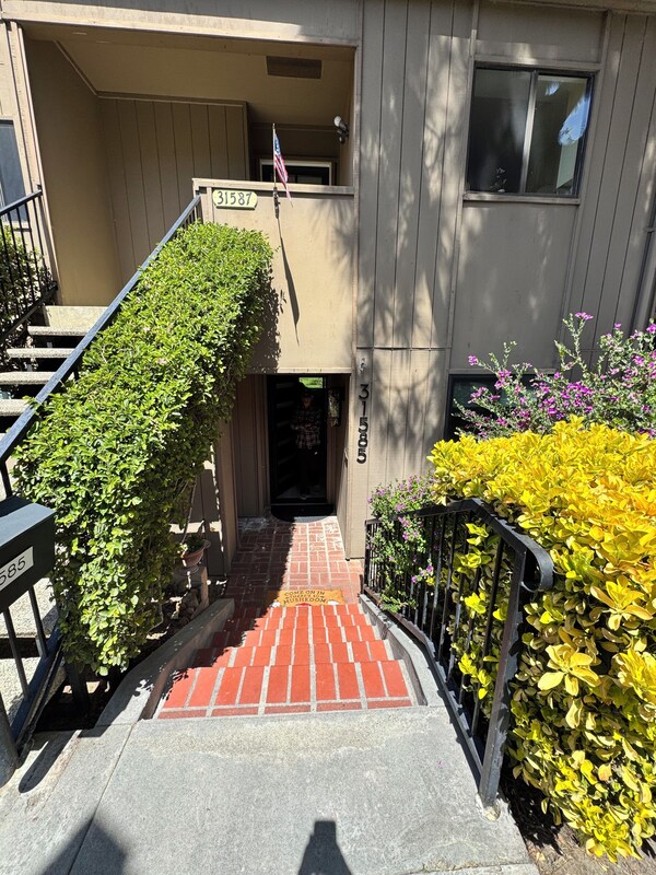 Cozy Coastal Condo  Walk To Beach & Golf - Long-term Stays Welcome - Dana Point, CA