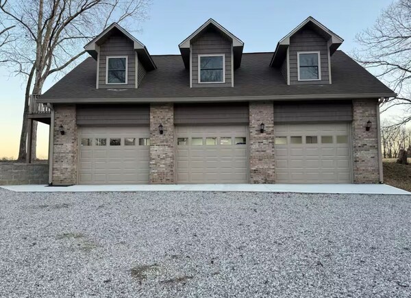 Backwoods Bungalow - Crossville, TN