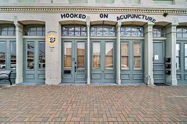 Historic Downtown Galveston Flat In Prime Location - Galveston Island, TX