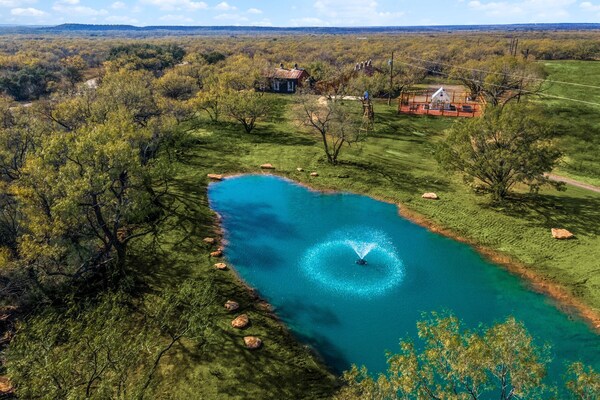 The Prairie House At The Winery - Cc Farms - Breckenridge, TX