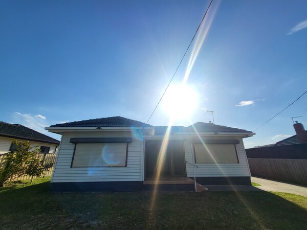 Quite And Friendly House - Dandenong