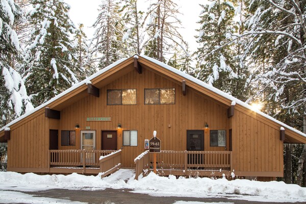 Among The Pines In Ptarmigan Village + Amenities & Near Mtn Resort - Whitefish, MT