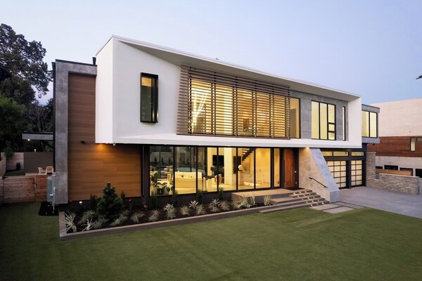 Elegant 6-bedroom Residence In Scenic Atlanta - Atlanta, GA