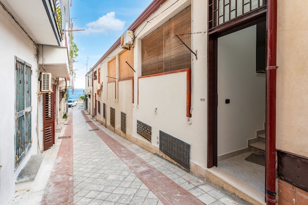 Apartment 'Giardini Naxos' With Sea View, Wi-fi And Air Conditioning - Taormina
