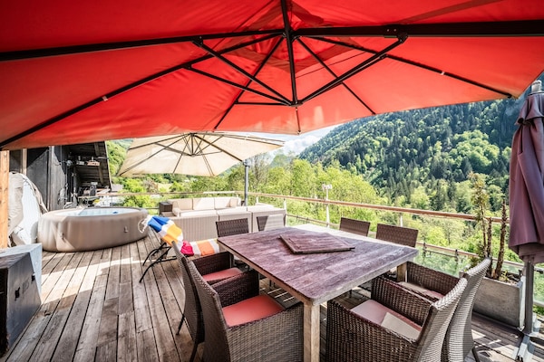 Room 'Elisthur Chambre N°4' With Mountain View, Shared Terrace And Wi-fi - Morzine