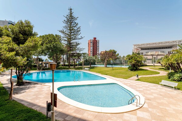 Apartment 'Vistas Al Mar' With Shared Pool, Wi-fi And Air Conditioning - San Juan Playa