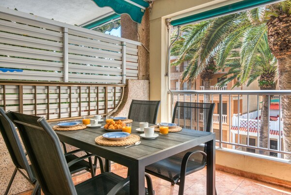 Apartamento 'La Terraza De Palmeres' Con Vistas Al Mar, Wi-fi Y Aire Acondicionado - El Perelló
