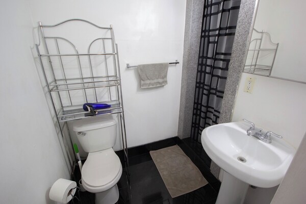 Amazing Studio With 2 Bunk Beds-twin Over Twin In Vibrant New York Midtown - Union Square - Manhattan