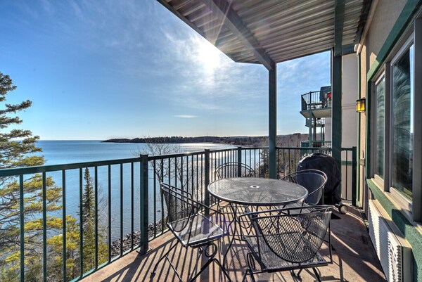 New - Waterfront Two Harbors Retreat -Pool/hot Tub (2br) - Two Harbors, MN