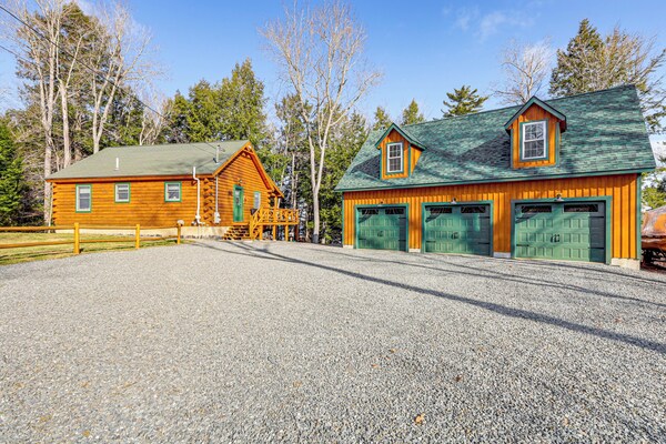 Waterfront Anglers Oasis In The Maine Highlands! - Carmel, ME
