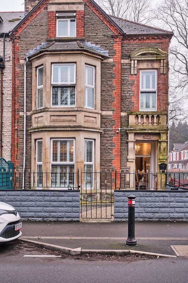 Charmantes Haus In Cardiff Mit Privatem Parkplatz Und Modernen Annehmlichkeiten - Cardiff
