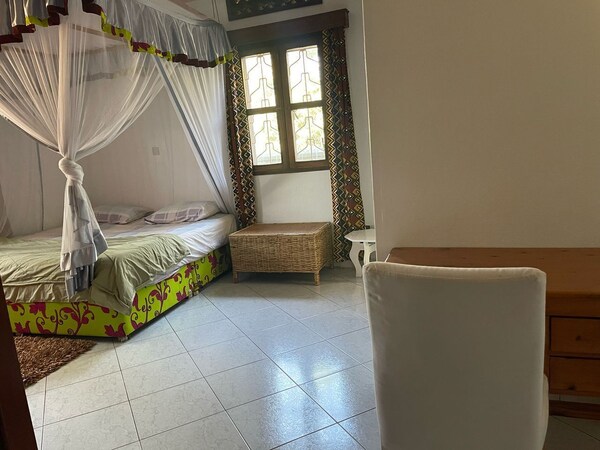 Guest Room 7, A Home Away From Home! - カンパラ