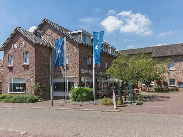 Wake Up To Nature Views At Bon Repos Close To Gemeentegrot Valkenburg - Maastricht