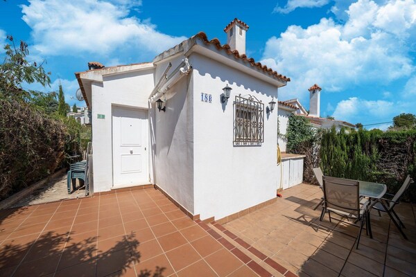 Maison De Vacances Spacieuse Avec Jardin Privé - Xàbia