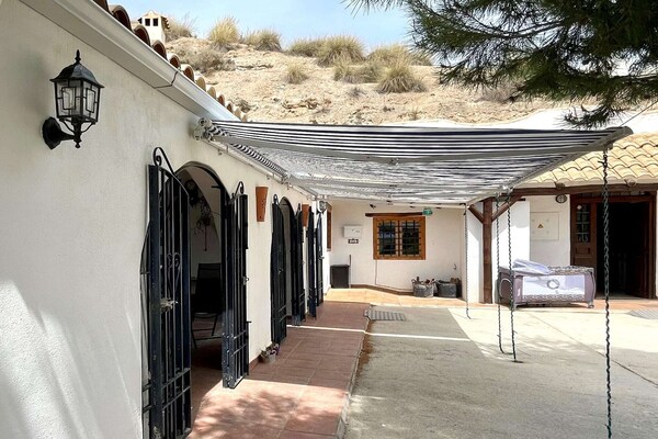Cave House Ed With Swimming Pool - Galera