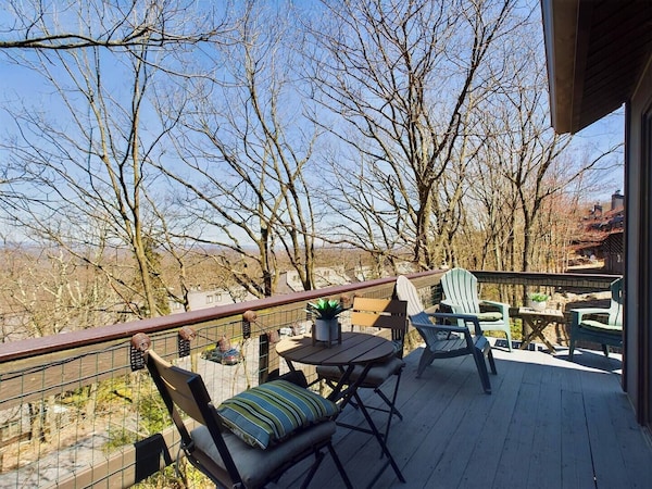 Indoor Pool ~ Ski In/out Access ~ Lodge - Deer Lake, Long Pond