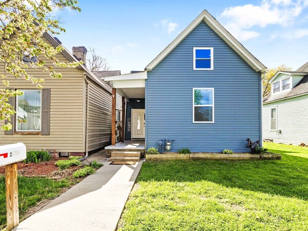 8 Mi Louisville New Albany Home - New Albany, IN