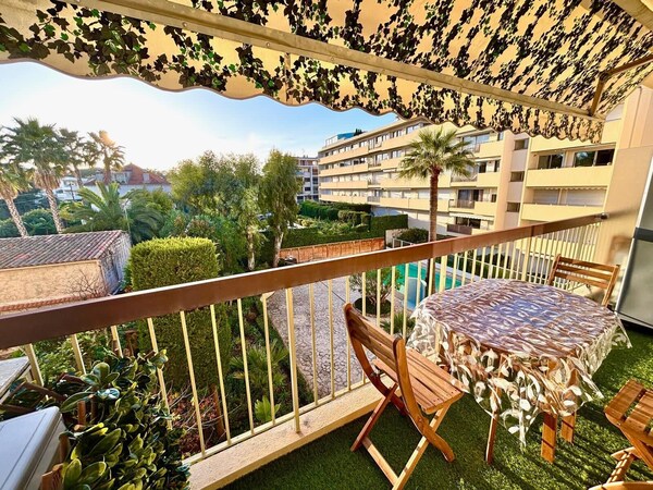 One-bedr Ap 50m From The Beach Terrace, Swimming Pool, Air Con - Antibes