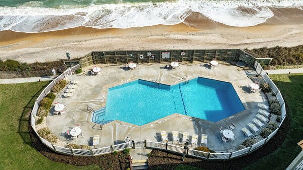 Beachfront Condo | Pool, Elevator, Park, Deck + Ocean & Sound Views - Sneads Ferry, NC