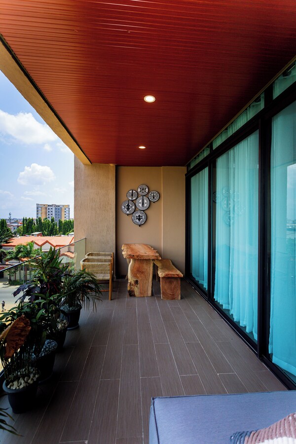 Beautiful Apartment In The Heart Of Abidjan - Abidjan