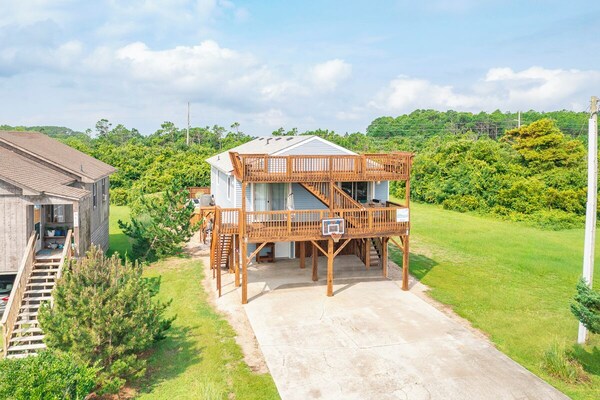 Semi-oceanfront Home With A Pool And A Hot Tub! - Nags Head, NC