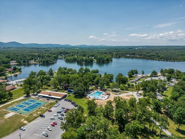 2br Adventure Hub Near Lake Tansi - Crossville, TN