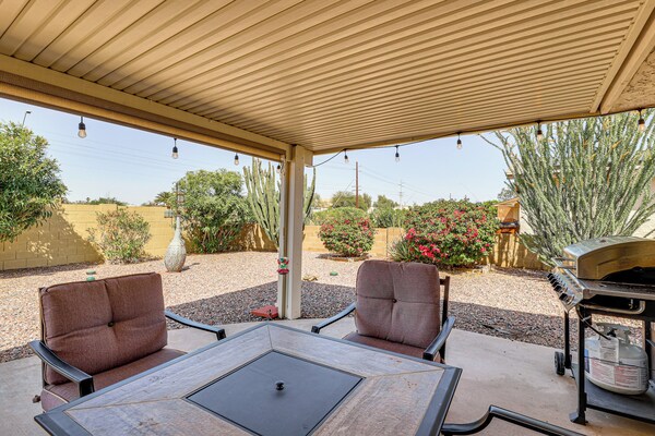 Private Backyard: Sunny Mesa Home W/ Pool Access - Mesa, AZ