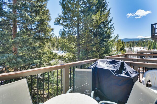 Walk To Town & Slopes: Riverfront Breckenridge Gem - Breckenridge, CO