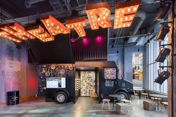 2 Queen Rooms At Moxy Boston Downtown - Pet-friendly, Sleek & Great Location! - South End - Boston