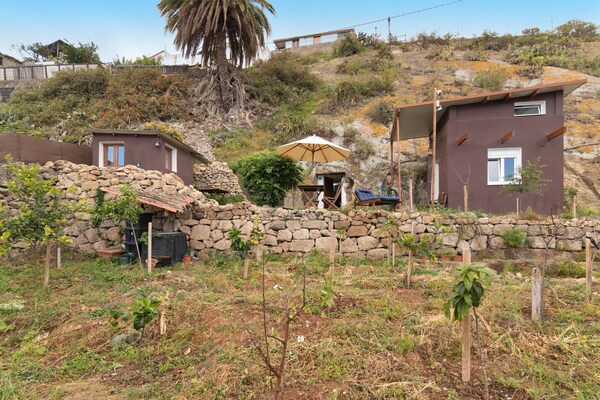 Casita De Campo Con Cueva, Jardín, Rutas De Senderismo Y Ciudad Cerca - Gran Canaria