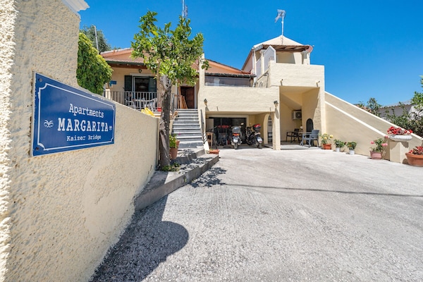 Apartment 'Margarita Kaizer Bridge2' With Private Garden, Wi-fi And Air Conditioning - Corfu
