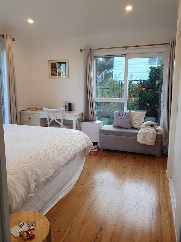 Private Suite In Shared Family Home In Otumoetai - 'Sherwood Forest' - 타우랑가