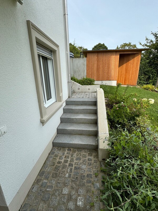 Appartement 'Hofberg - Villa' Met Uitzicht Op De Bergen, Gedeeld Terras En Wifi - Landshut