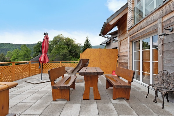 Maison De Vacances 'Chalet Schonzeit' Avec Vue Sur La Montagne, Terrasse Privée Et Wi-fi - Feldberg