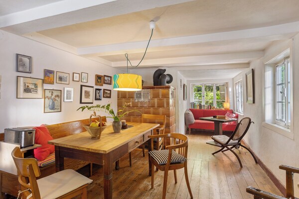 Ferienwohnung 'Anno 1820' Mit Bergblick, Privater Terrasse Und Wi-fi - Meschede