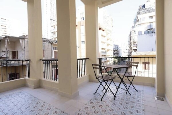 Modern Apt Balcony Achrafieh - Beirut
