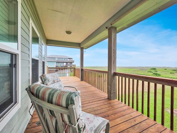 Kc's Sunshine - A 2 Bedroom, 2 Bath Home That Sleeps 9. - Crystal Beach, TX