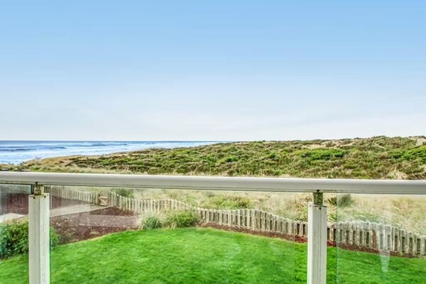 Dog-friendly Beach Condo In Wonderful Westport With Fitness Room, Pool And More - Twin Harbors State Park, Westport