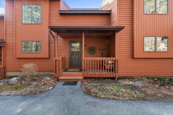 New! Uncas 16n - Spacious & Scenic Townhome By The Summit At Gore Mountain - Gore Mountain, NY