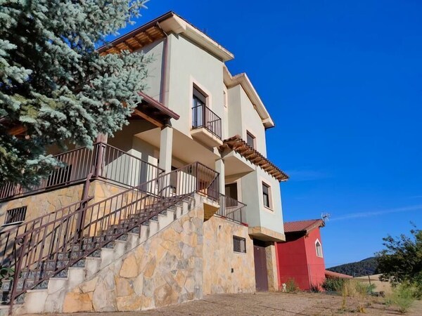 Tourist Housing In A Wonderful Environment - Caleruega