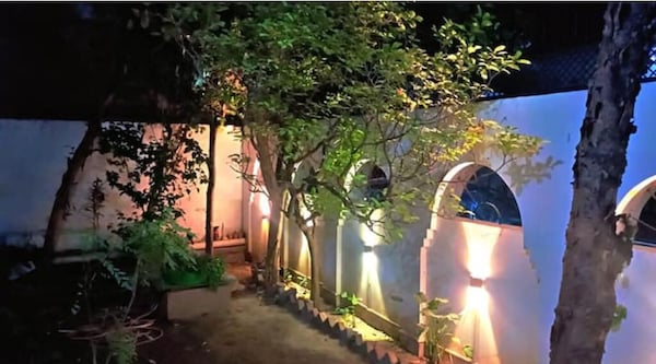 Private Cozy Stay In A Bungalow ! - Charbagh railway station - Lucknow