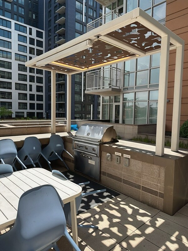 Lodo 1-bedroom Designer Apartment Meets Mile High Charm - Westminster, CO