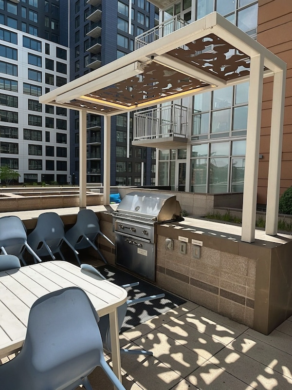 Lodo 1-bedroom Designer Apartment Meets Mile High Charm - Denver, CO