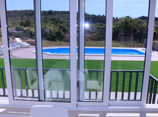 Nane Garden House With Heated Pool - Milna