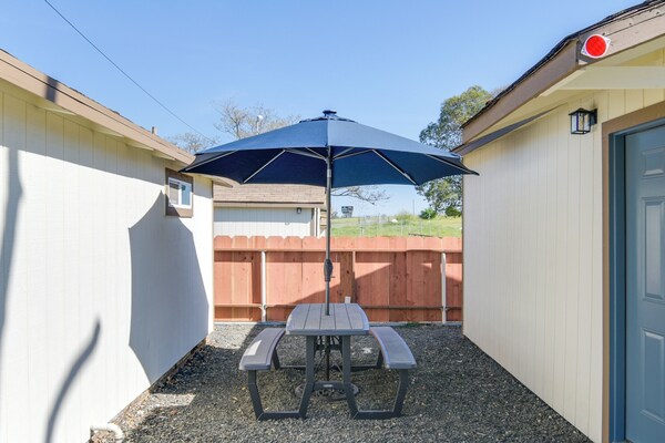 Studio 2 Mi To Feather River: Bring Your Pet! - Oroville, CA